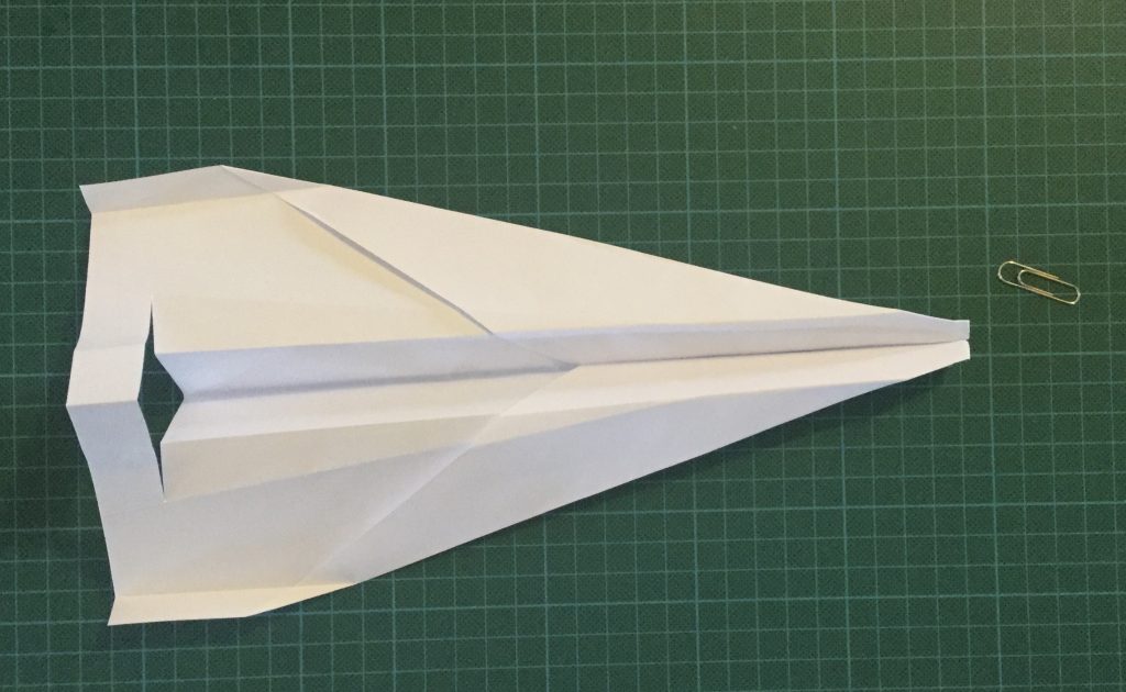 Learn Paper Plane Aerodynamics | Fold Fly Learn